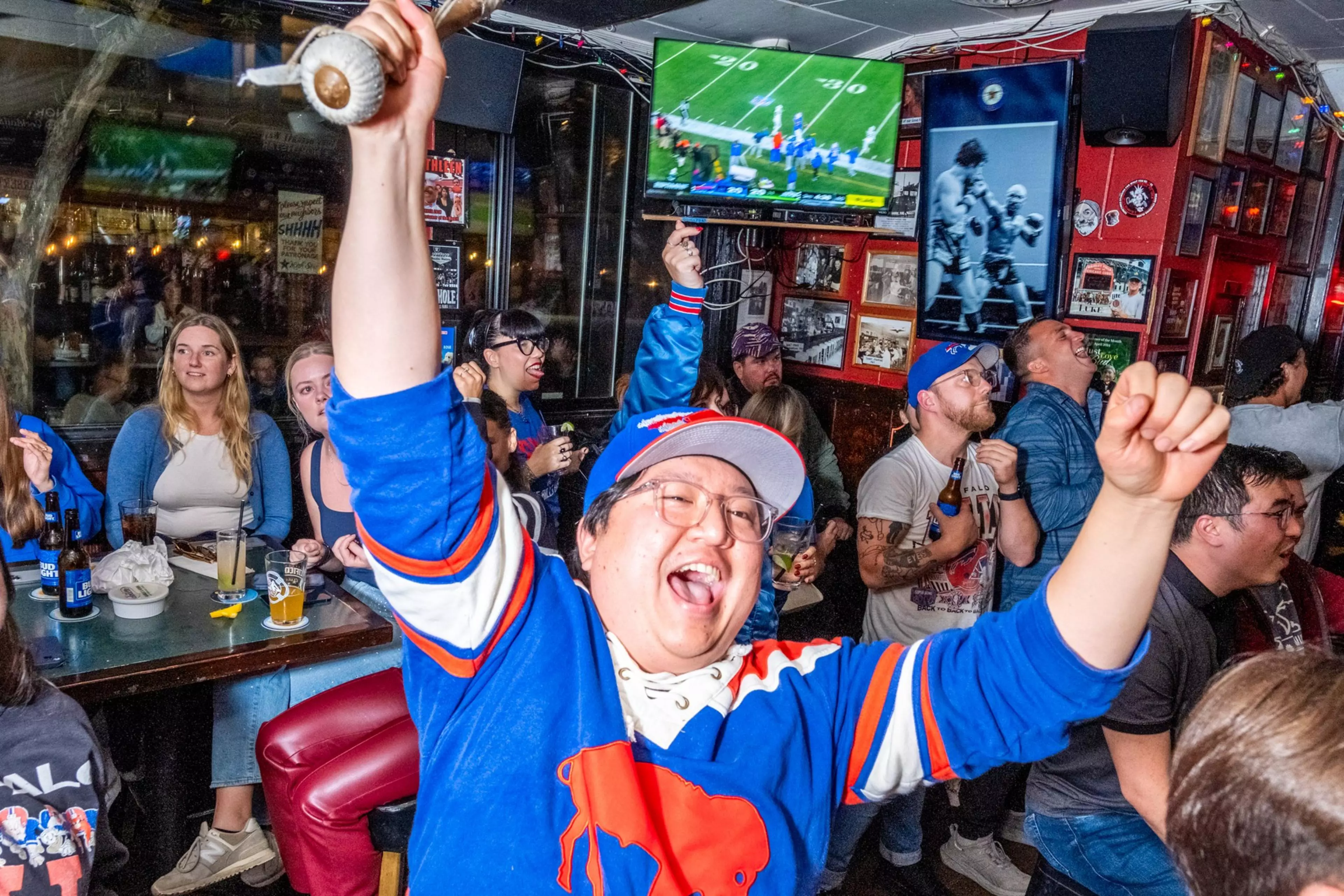 The best bars for cheating on the 49ers with other teams’ fans