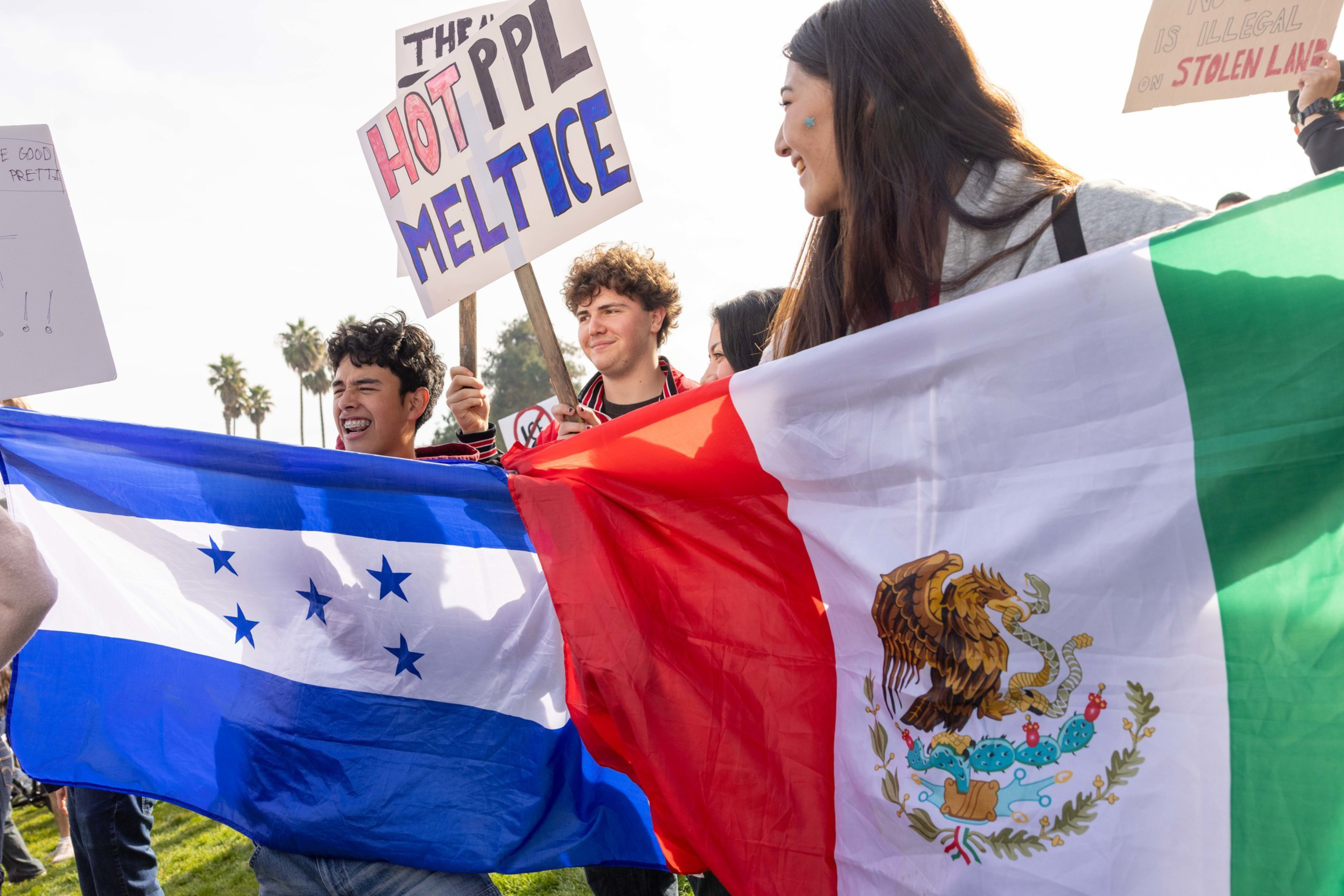 Businesses close, students walk out as SF joins national ICE protest ...
