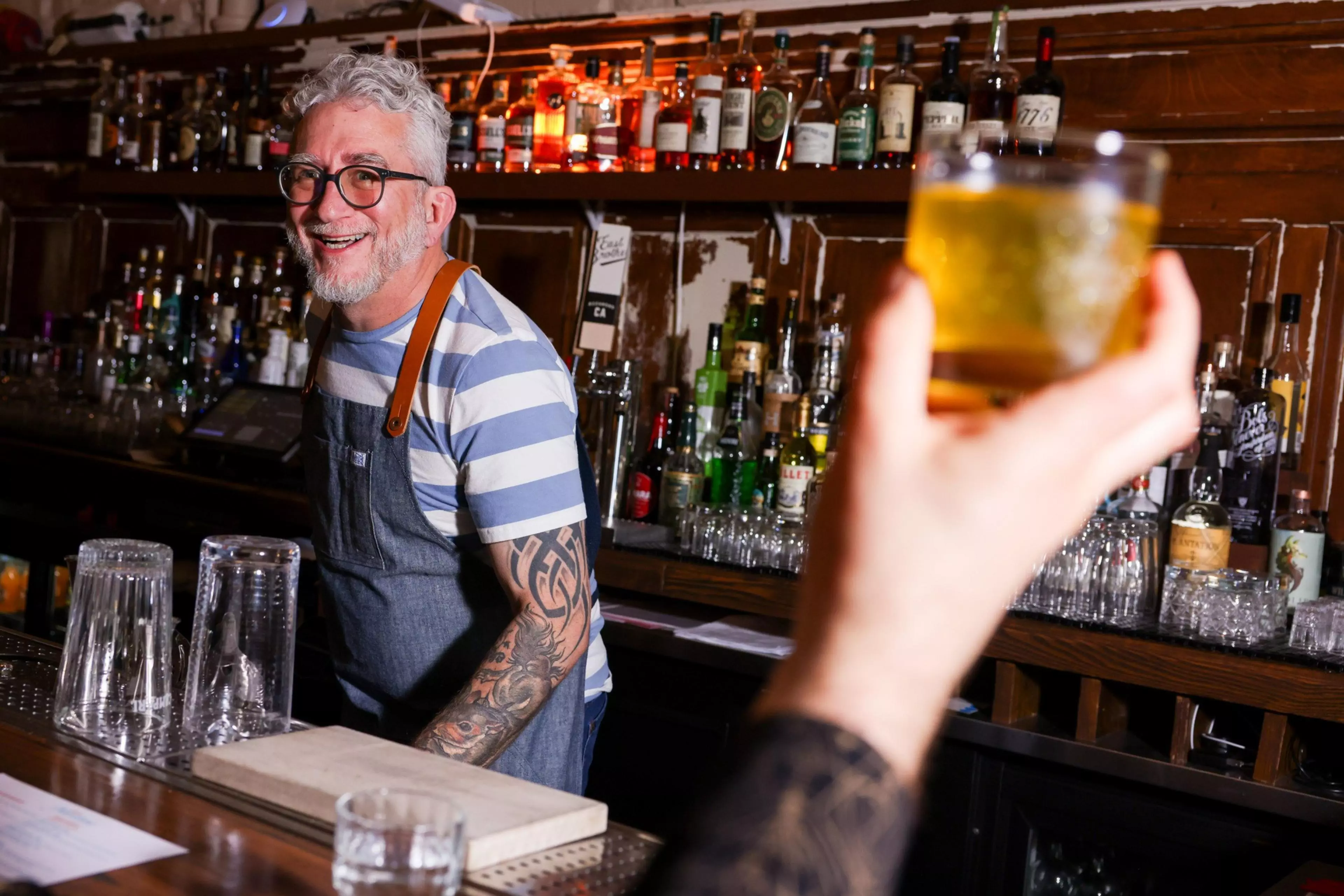 Why a silver-maned guy named Larry may be SF’s favorite bartender