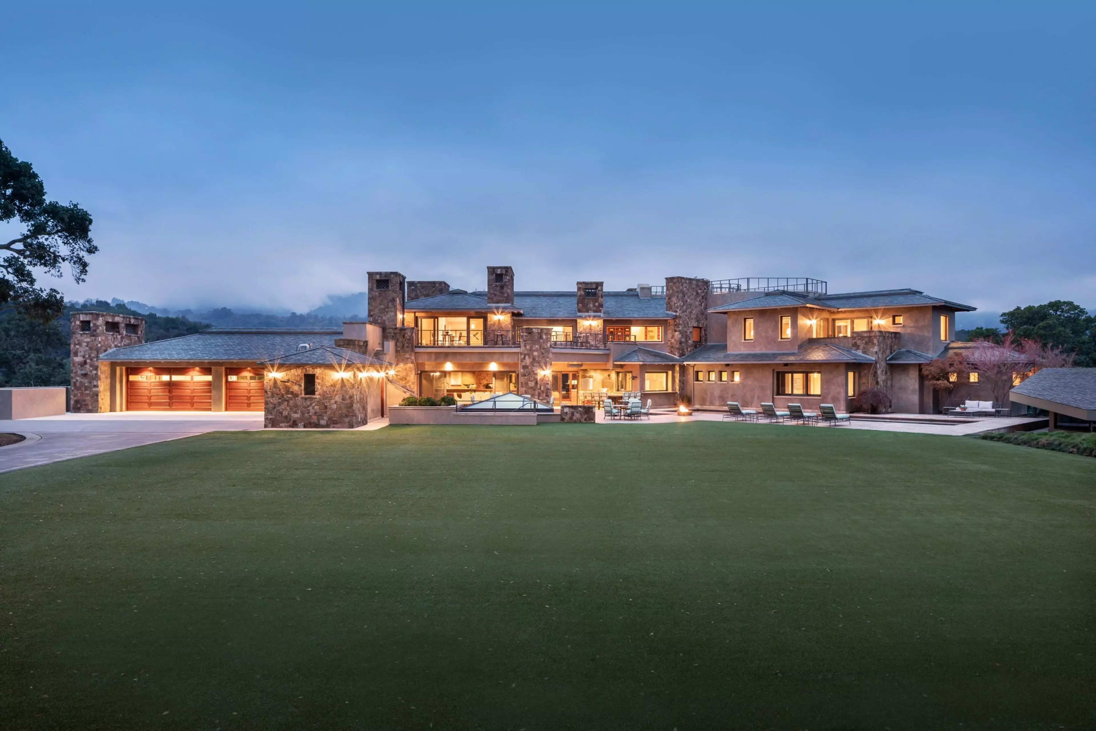 A billionaire’s ‘distinctly masculine’ mansion that once hosted Trump ...
