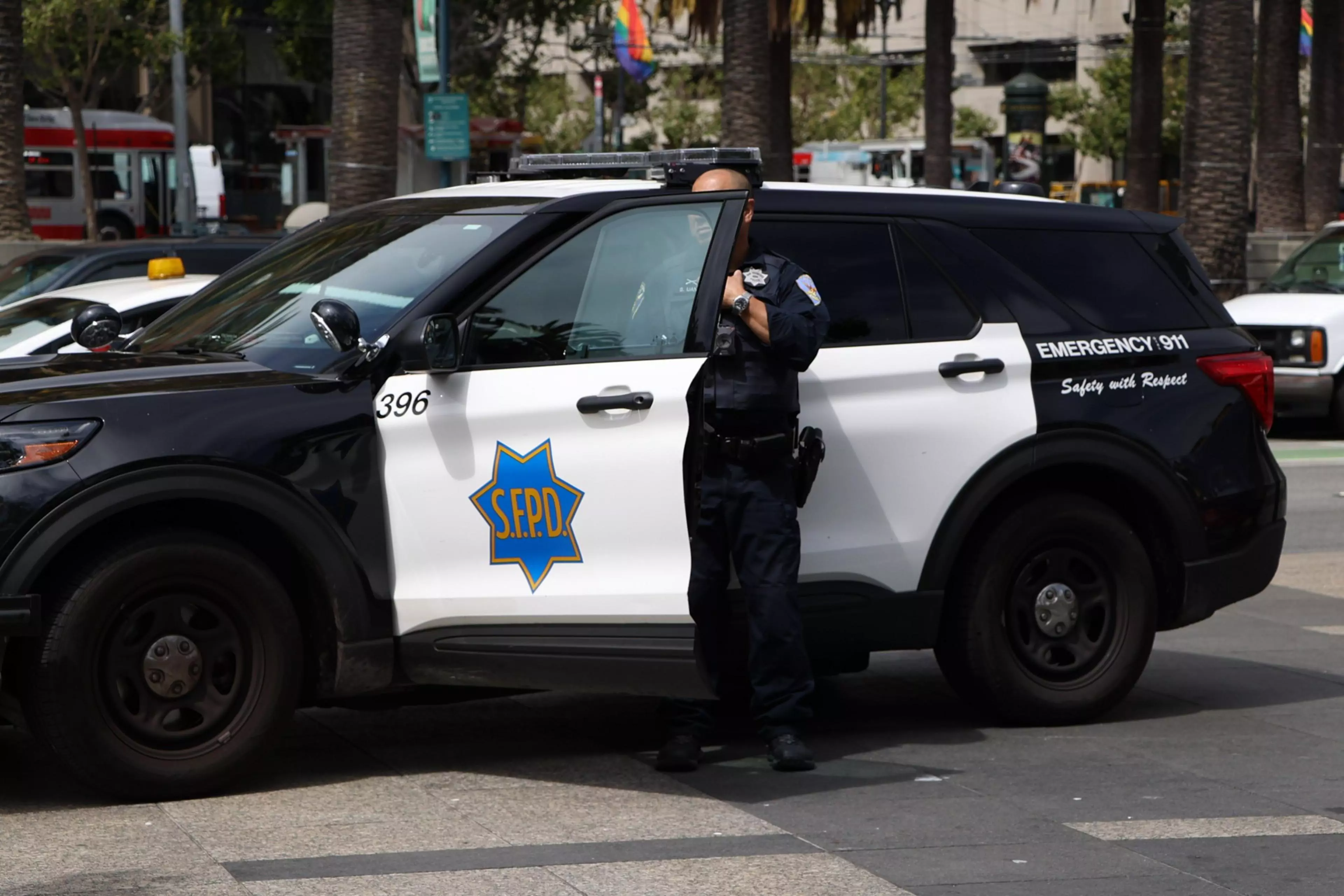 As San Franciscans make fewer 911 calls, SFPD takes longer to respond