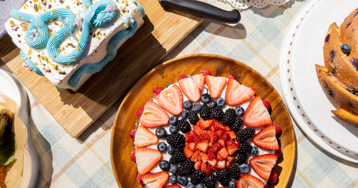 ‘Cakechella’: Photos show the delicious 180-cake picnic you wish you ...