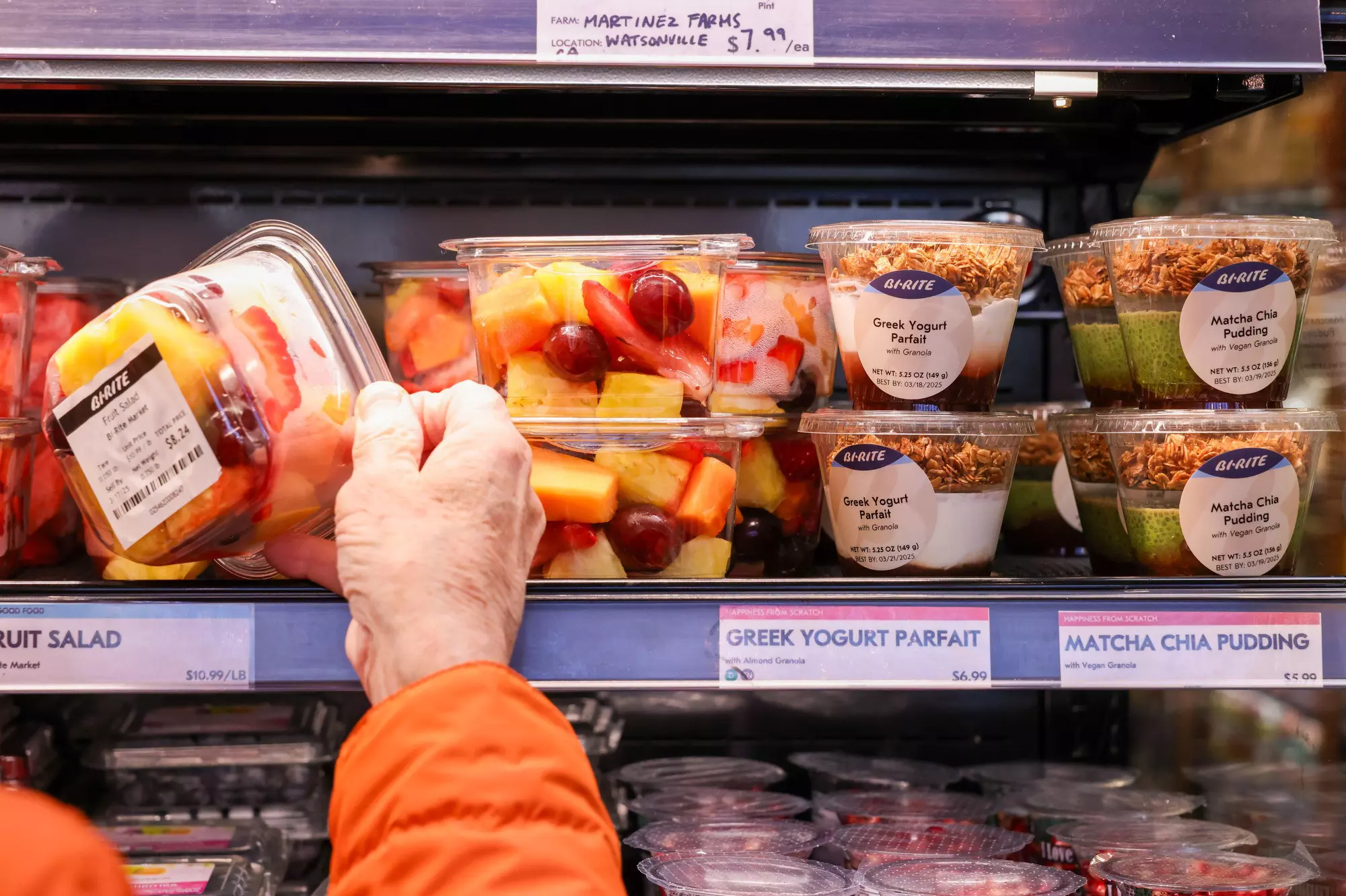 Why the only grocery stores growing in SF are the most expensive ones