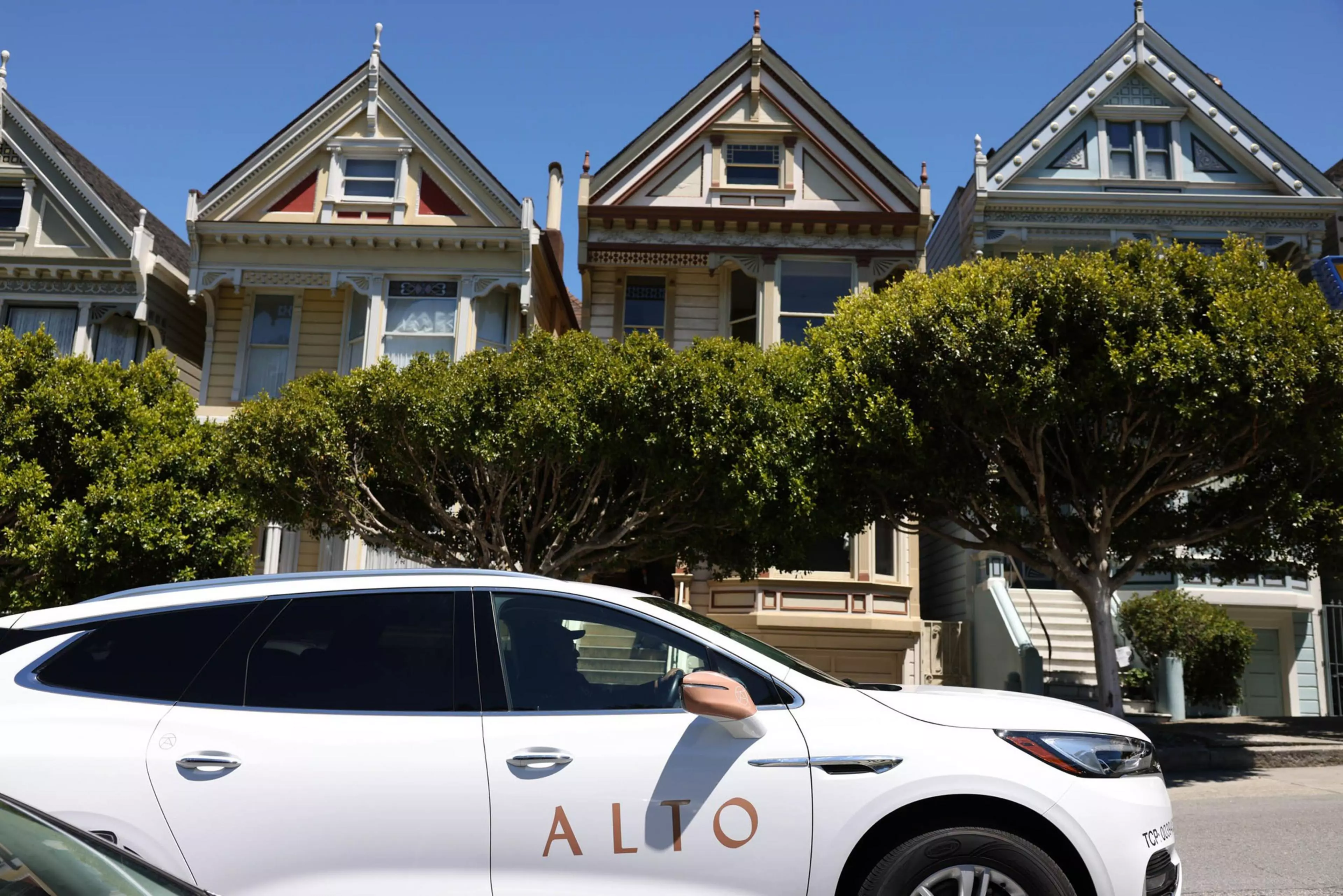 The anti-Uber: Alto, ride-share company with full-time drivers ...