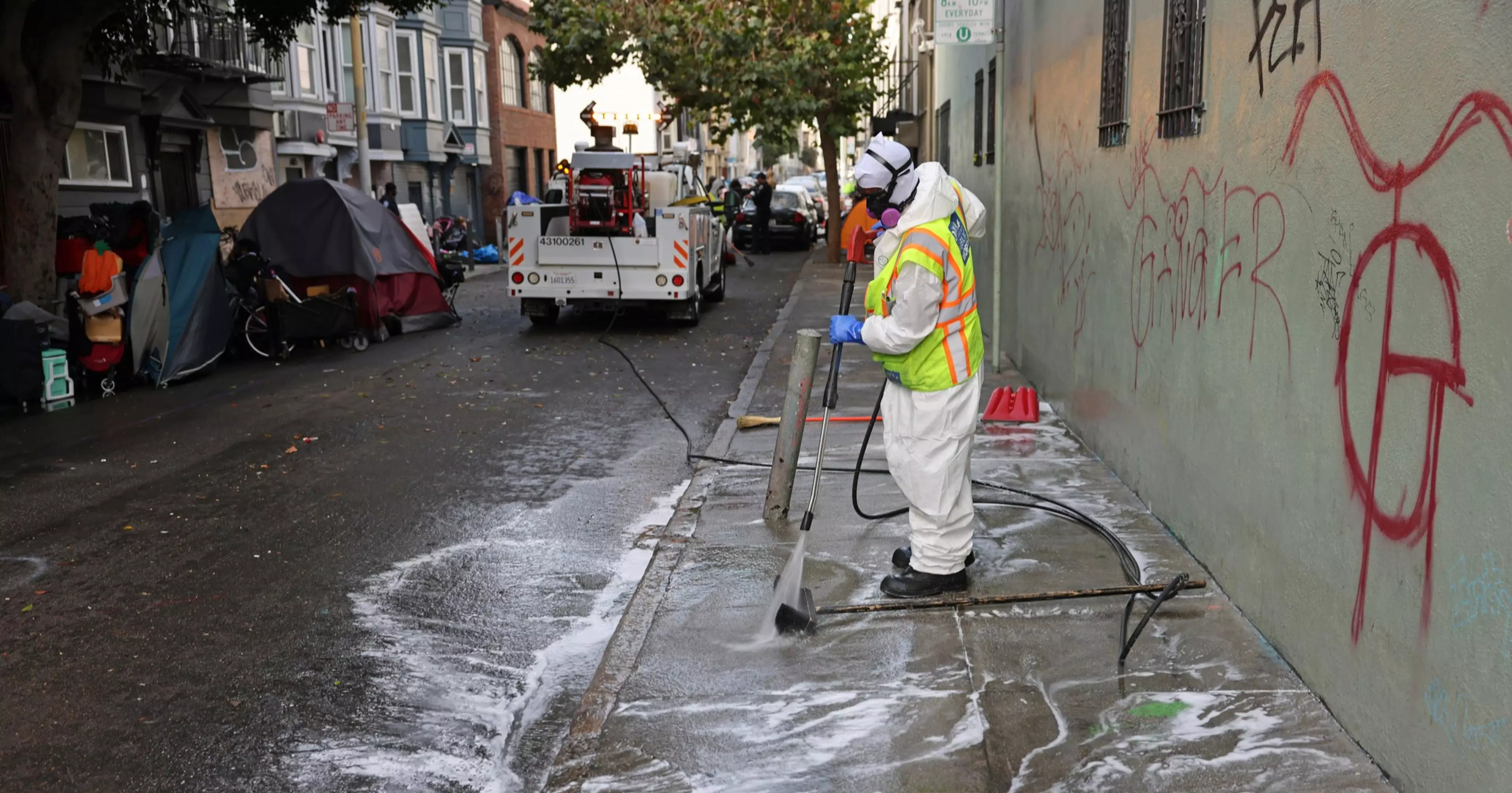 Rejoice: Litter is down! (But sidewalk poop has shot up)