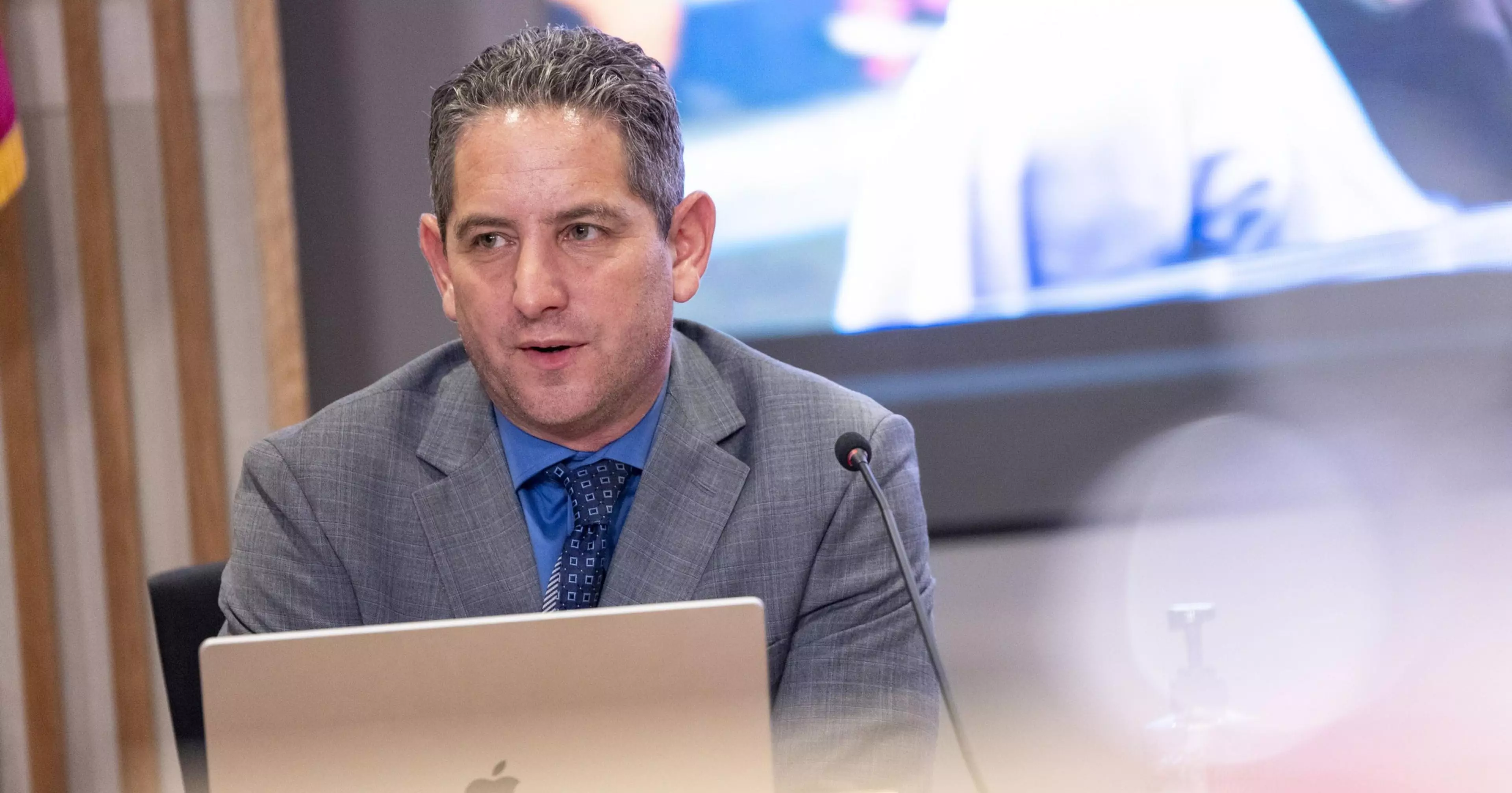 Superintendent to resign amid school closure chaos