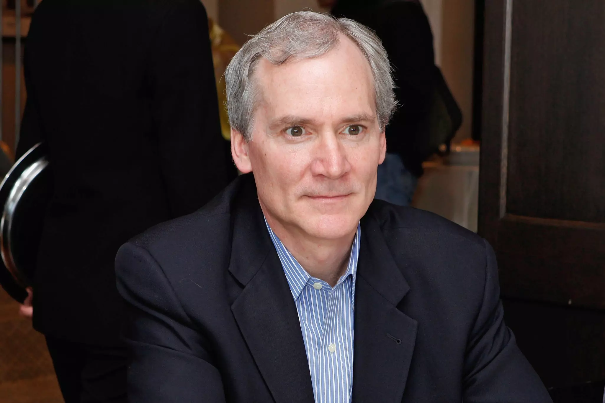 Stanford president resigns after manipulated-research scandal