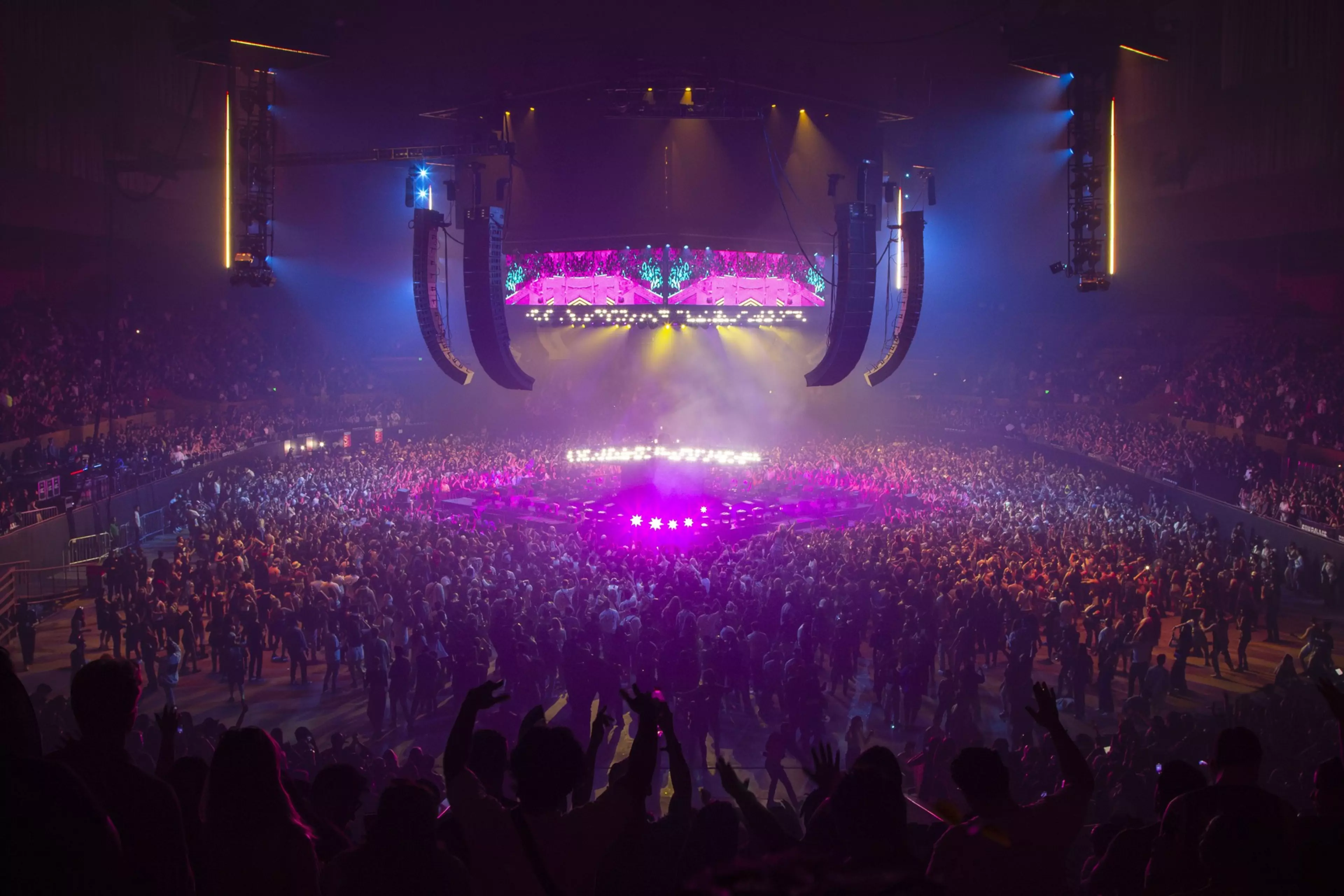 SF’s hottest music venue is … the Cow Palace?