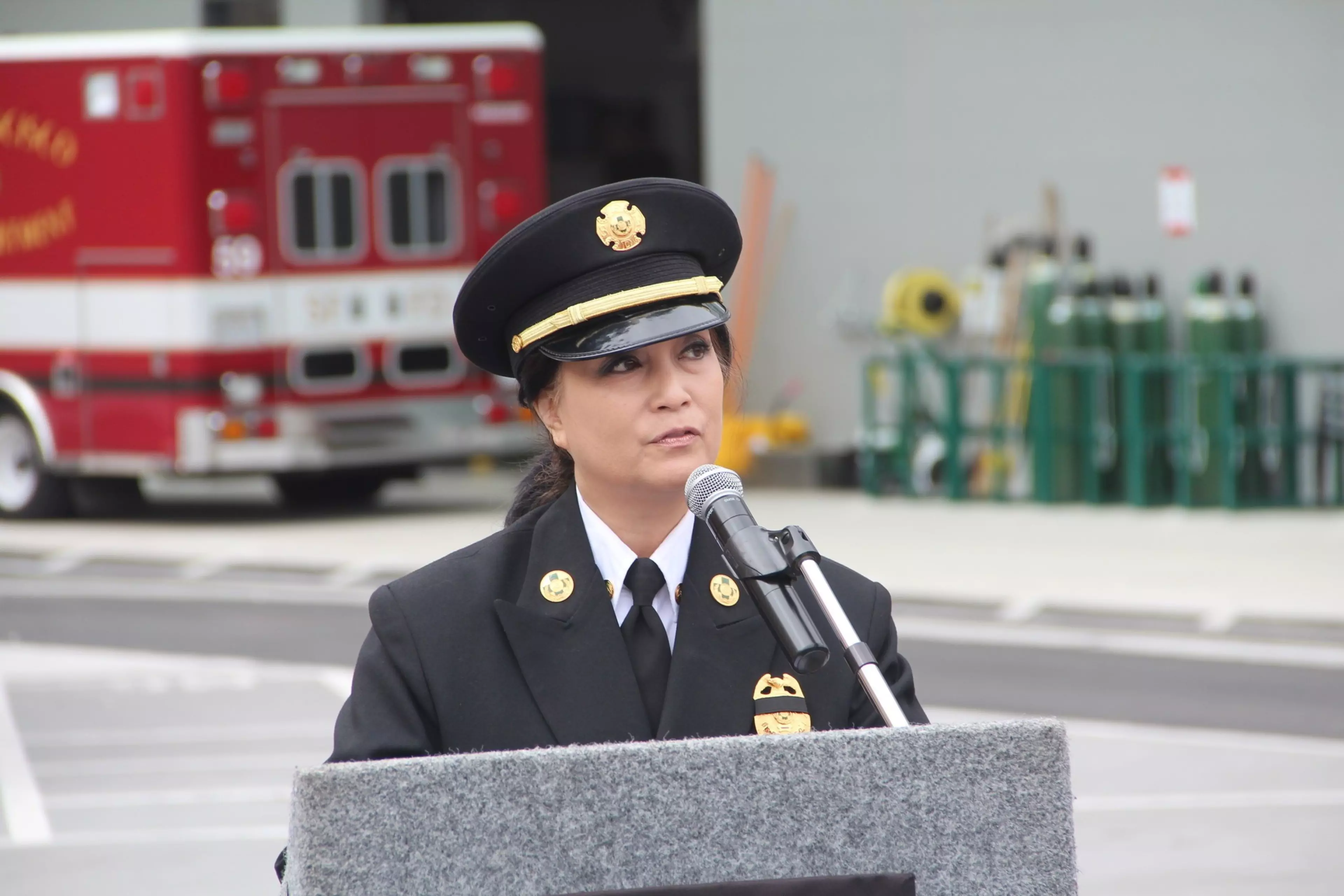 Breed appoints first Chinese American to lead SF Fire Department