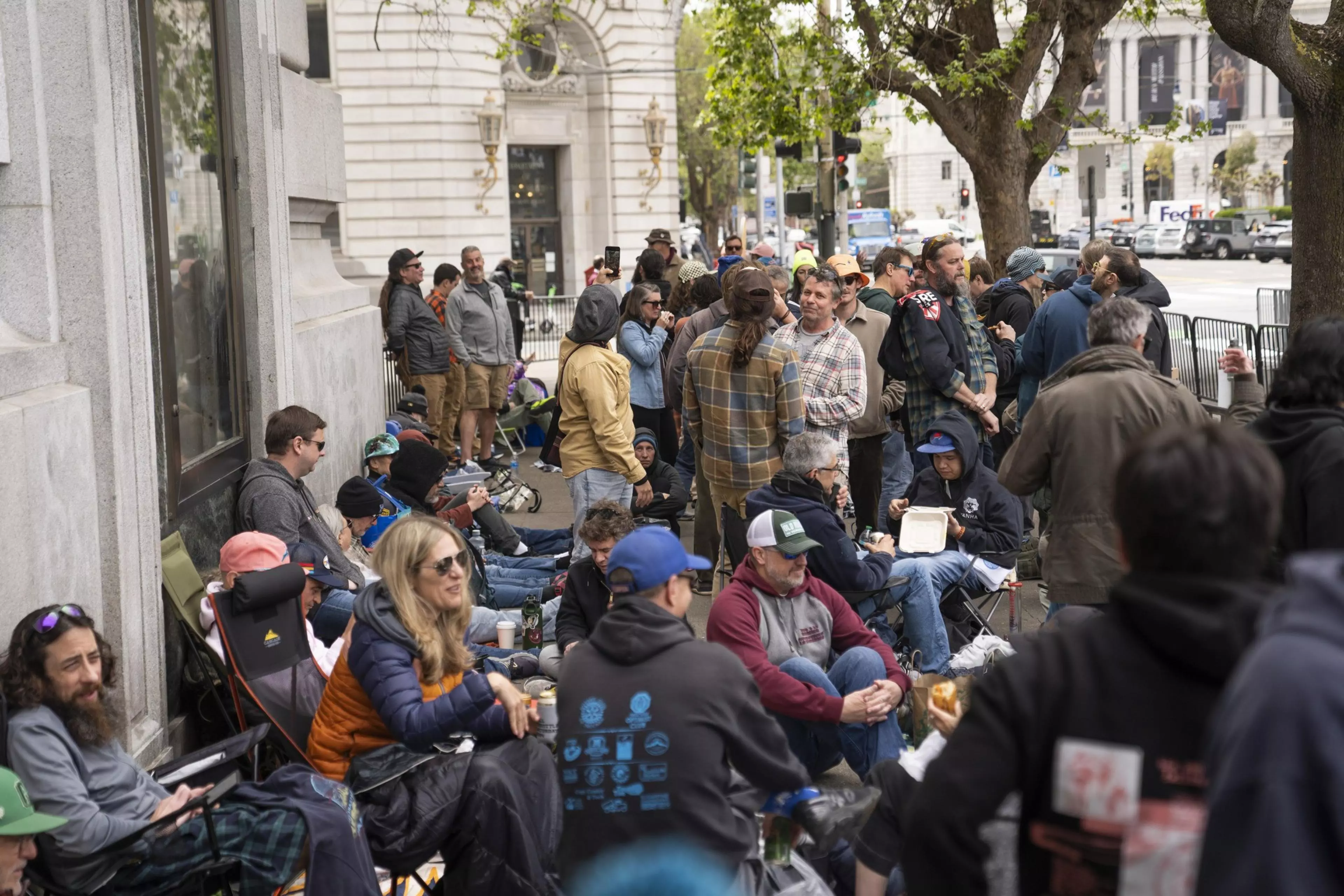 Meet the Phish Heads who camp out early to be front row at SF’s sold ...